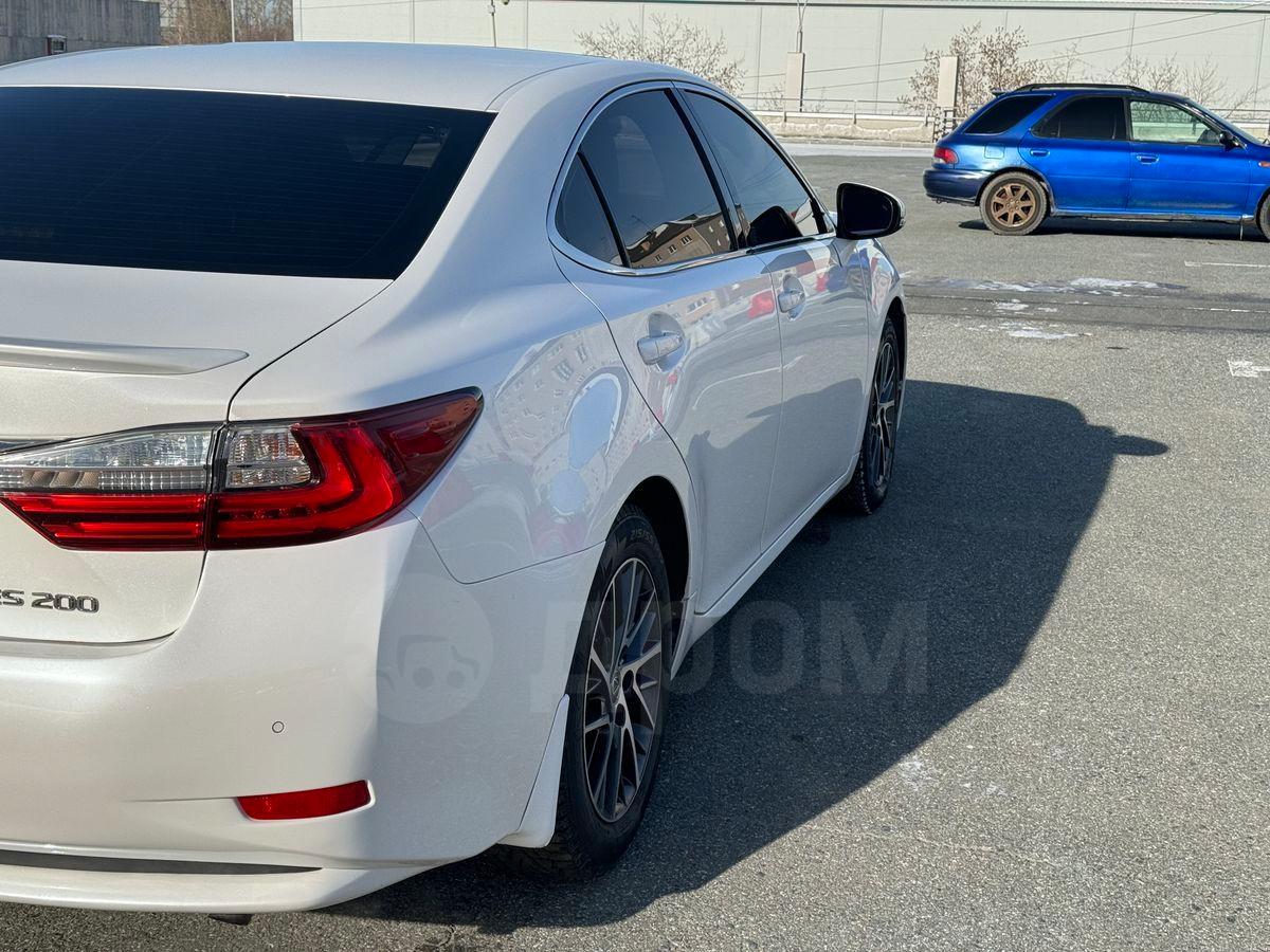Продам авто Lexus ES200 2015 года в Екатеринбурге, по состоянию отличная, вложении никаких не ...