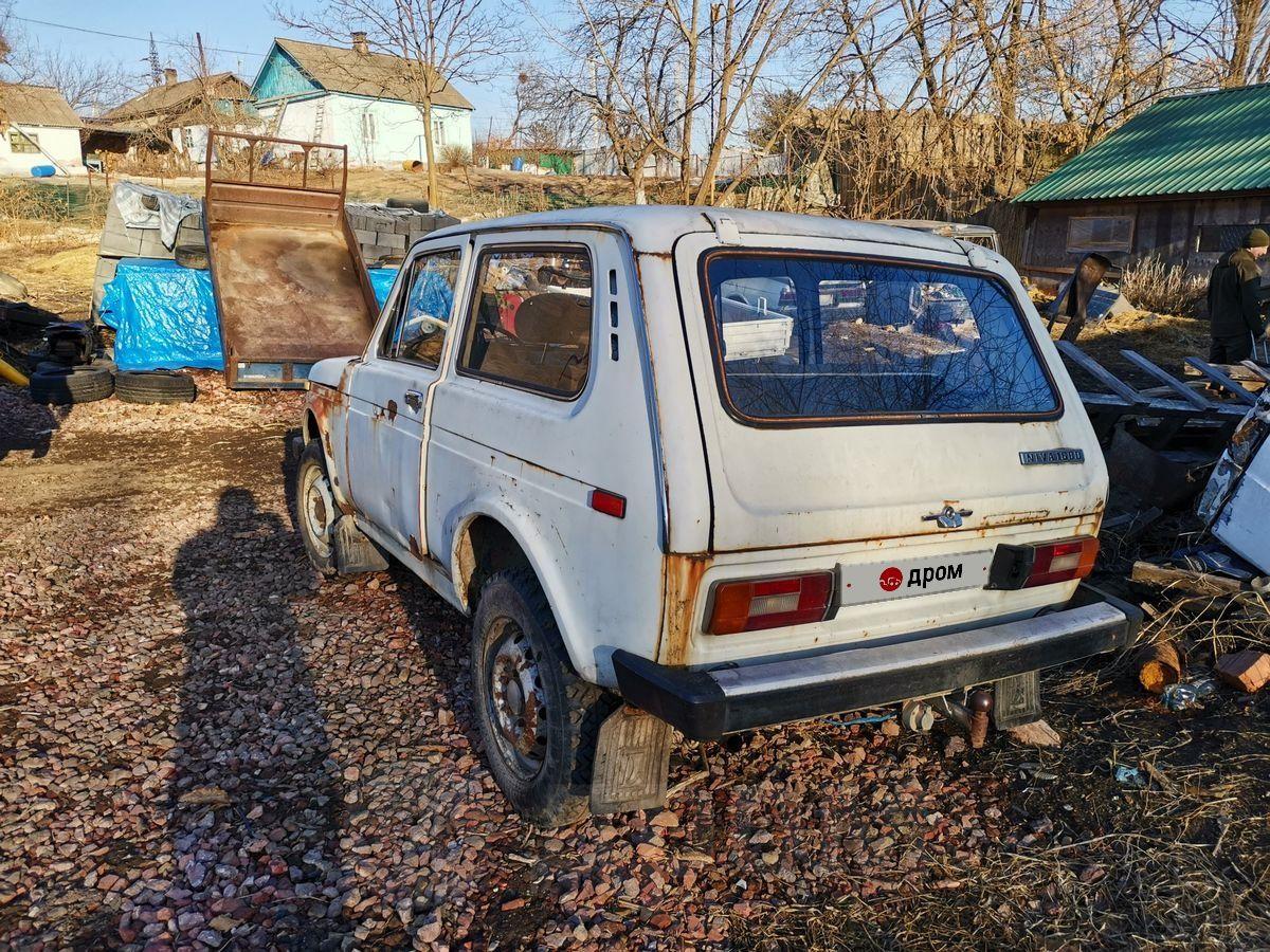 Лада 4x4 2121 Нива 1989 в Партизанске, Перебрал карбюратор, не получается настроить, запускается ...