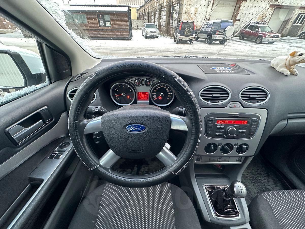 Форд Фокус 2011 в Магадане, Продаю Ford focus 2, передний привод МКПП ...